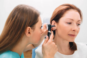 Laberintitis: Causas, Síntomas y Tratamiento - FarmaElías